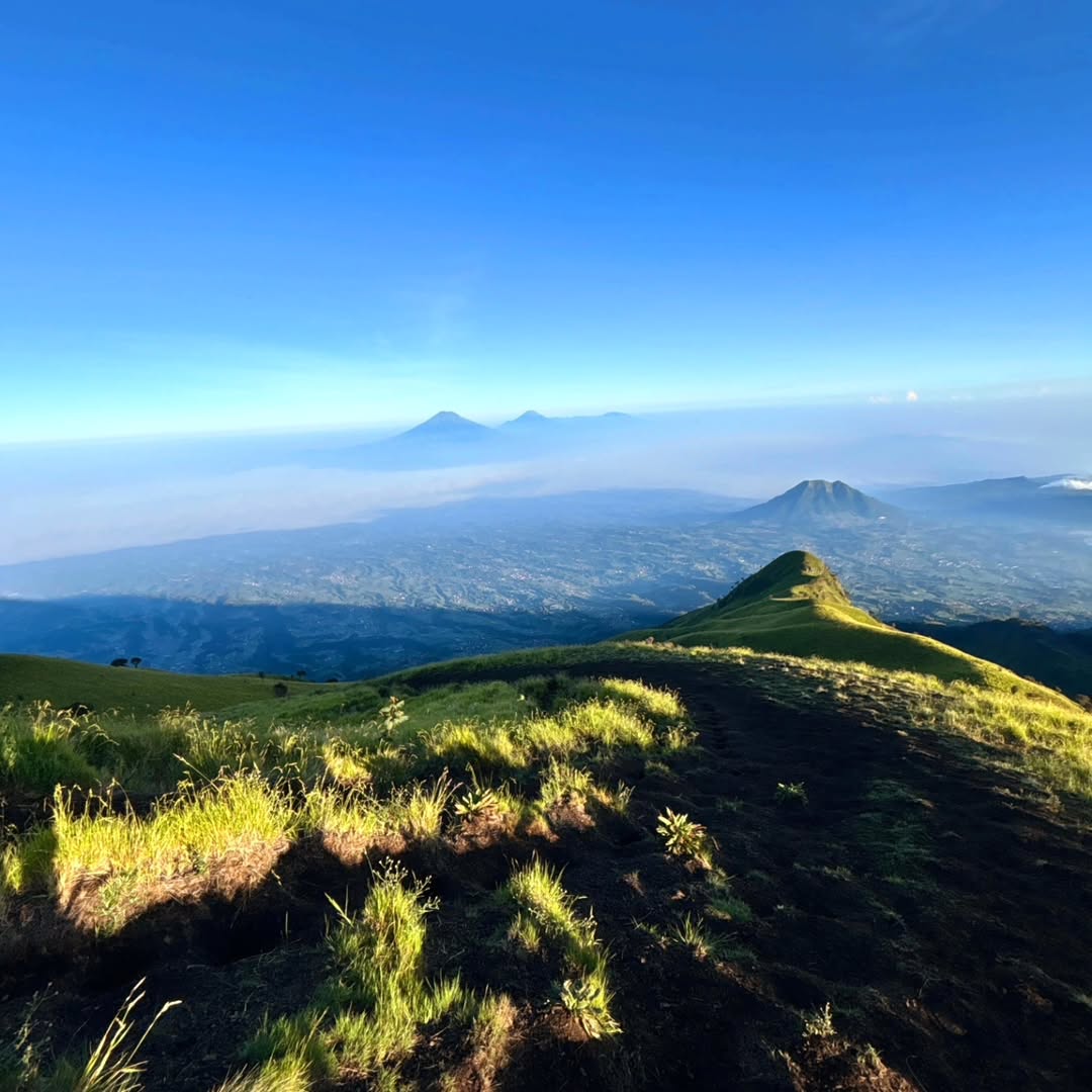 10 Alasan Mengapa Paket Private Trip Gunung adalah Pilihan Terbaik ...